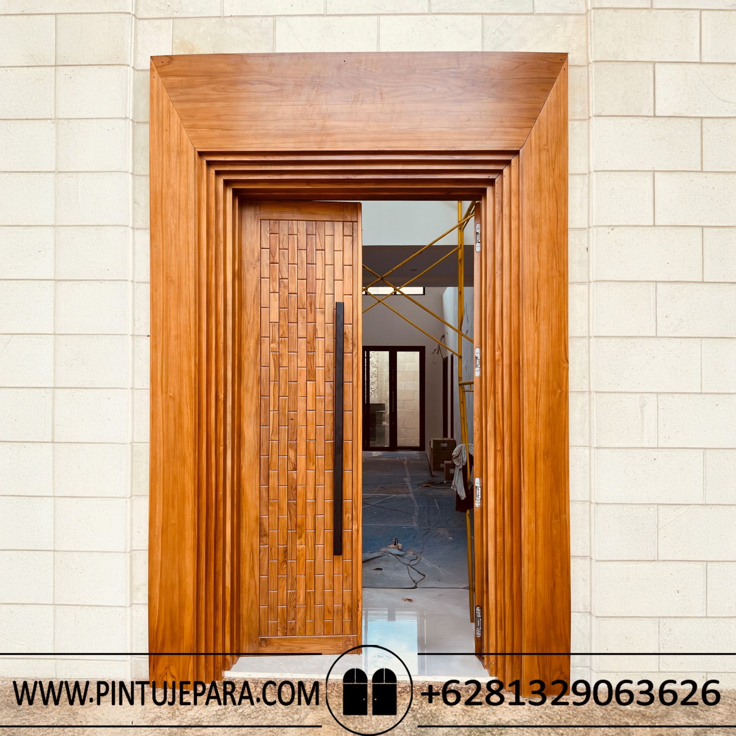 Jual Pintu Jati Kupu Tarung Motif Bata Susun Architrave Tingkat PJ-323 ...